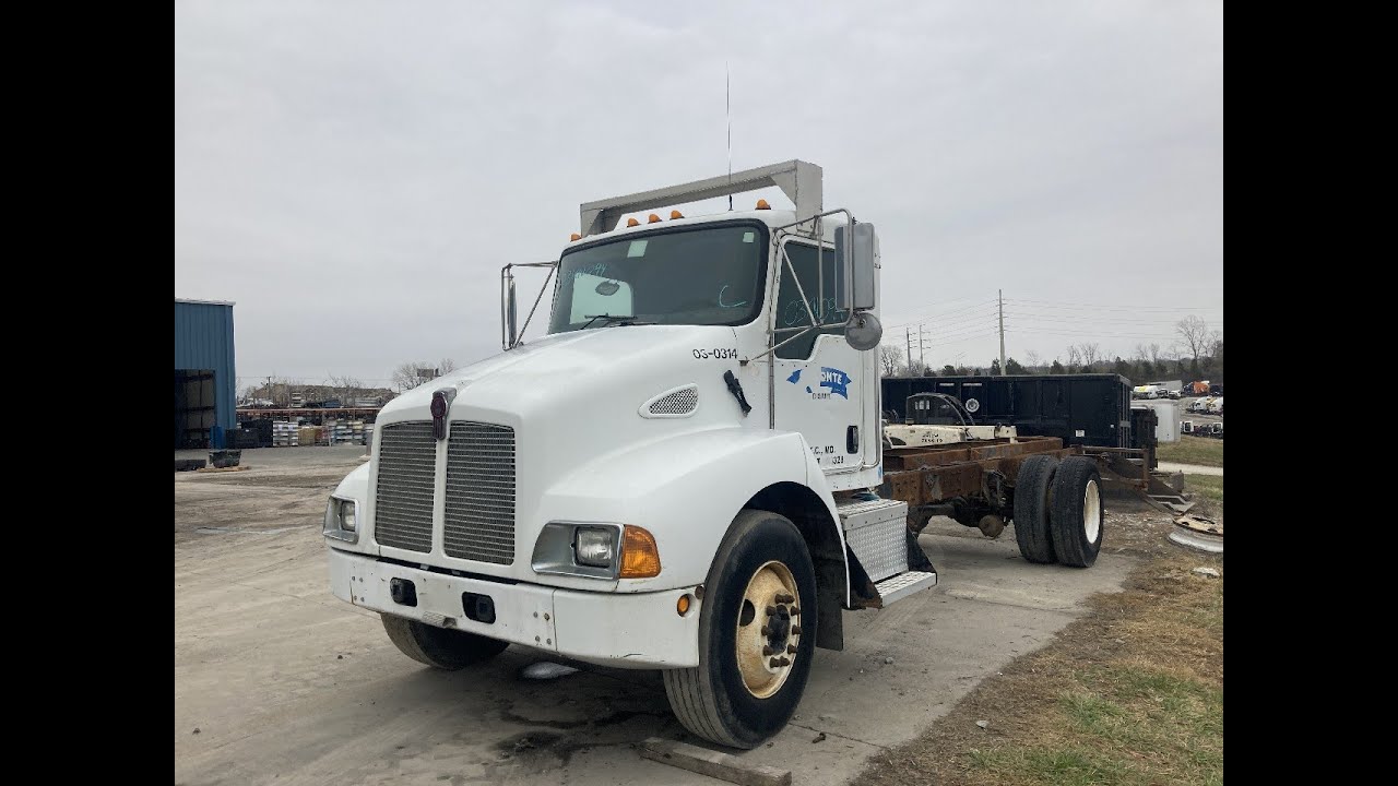 2003 Kenworth T300 - Parts Unit 03KN094 - YouTube