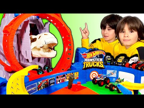 DANI y EVAN descubren el HOT WHEELS ARENA VOLCANO Monster Trucks del Profesor Bizcoche