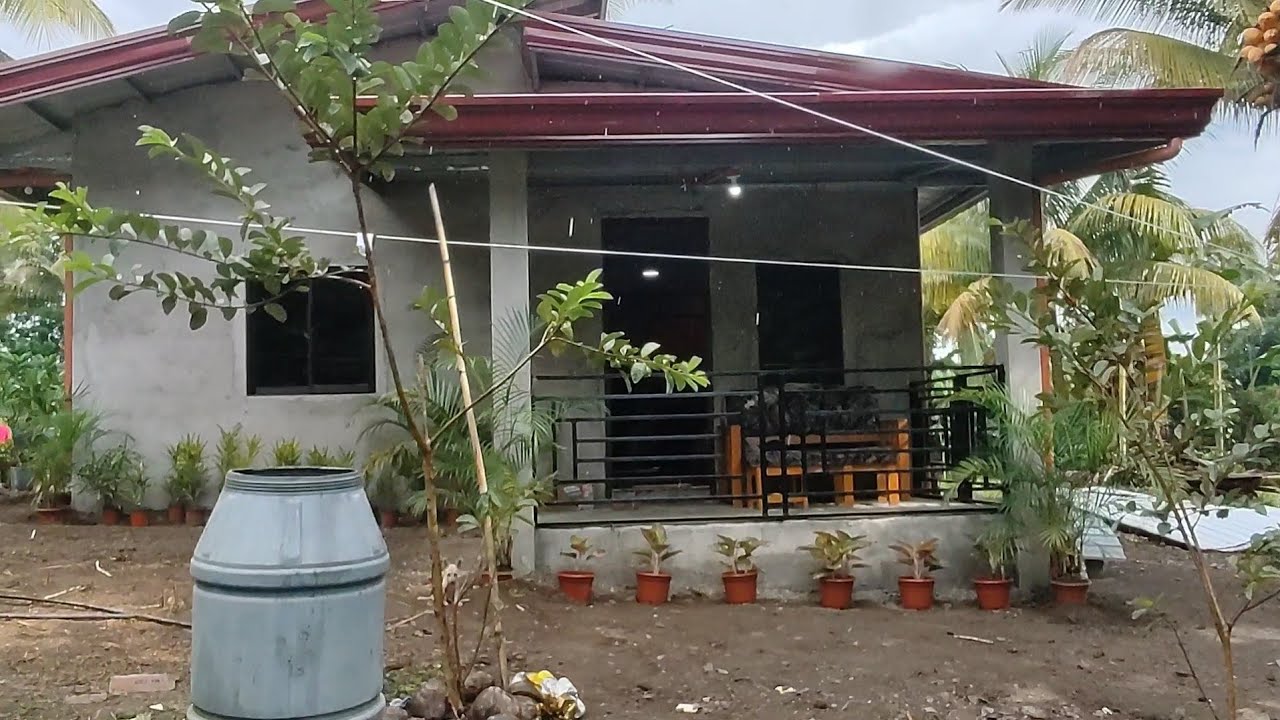 SIMPLE HOUSE - YouTube