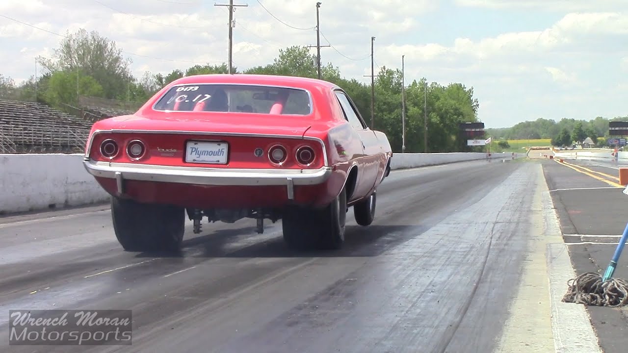 Tubbed 1971 Plymouth Cuda 440 - YouTube