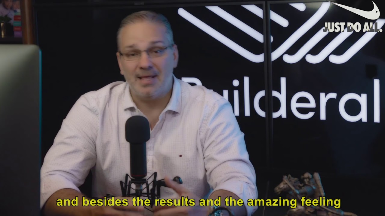 5 minutes with Erick Salgado, Builderall's CEO! - YouTube