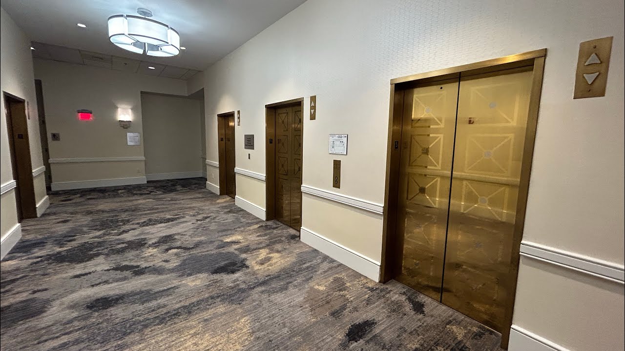 Montgomery Traction 13 St Elevators At The Marriott Downtown Hotel In ...