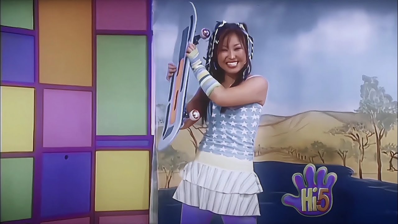 Hi-5: Sun Goes on a Snowboard Adventure - YouTube