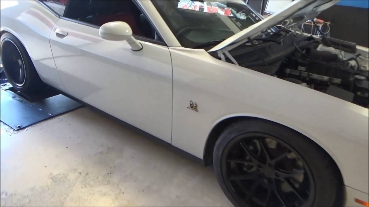 LMR 2015 Dodge Challenger Scat Pack Forged 392 Procharged - YouTube