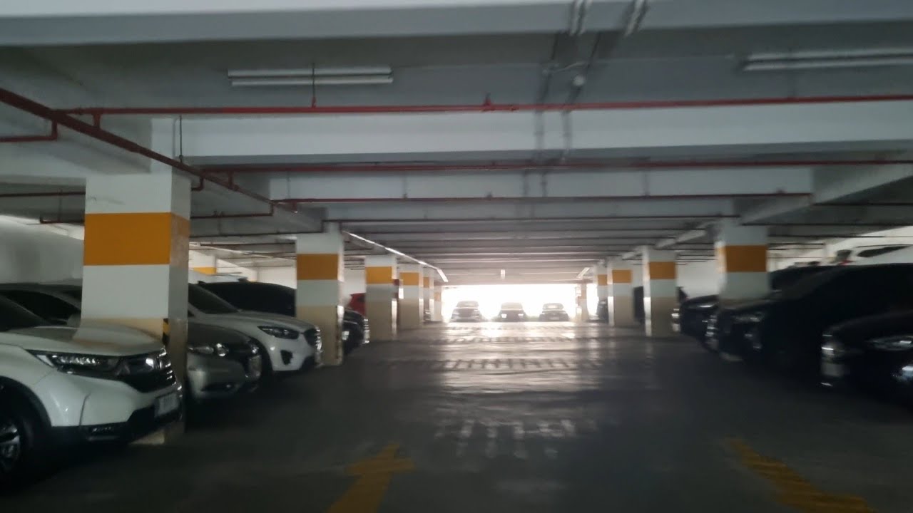 Tempat Parkir AKR Tower & Museum Macan (Modern and Contemporary Art in ...