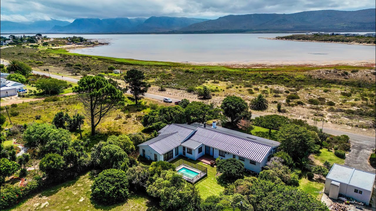 5 Bedroom riverside house for sale in Fisherhaven, Hermanus, South ...