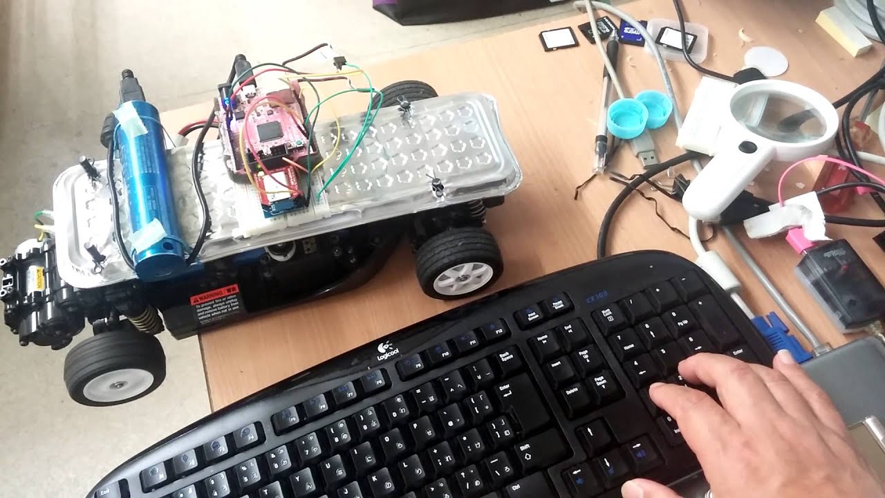 GR-SAKURAで動く mrubyスマホリモコンカー（タミヤ製ラジコン改造） - YouTube