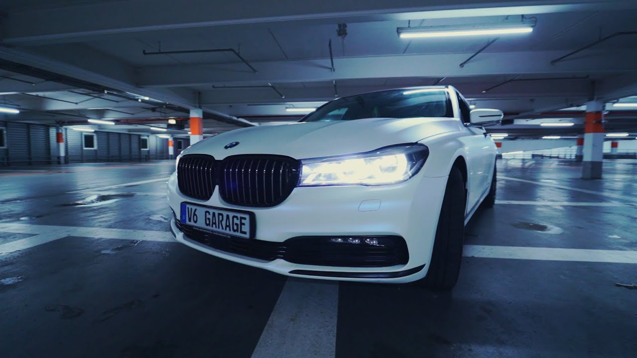 BMW 7er Wrapped with Matt White - Blue Pearl Effect by V6 GARAGE - YouTube