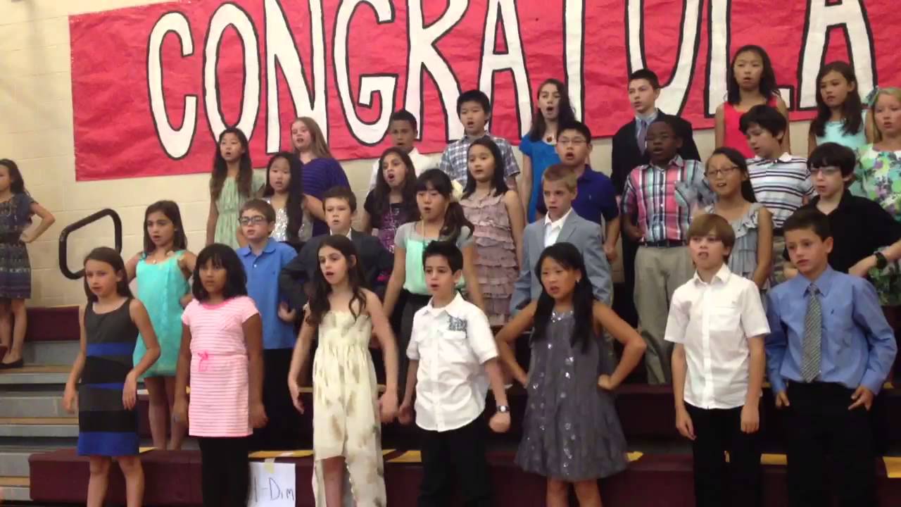 Niv's 4th grade graduation ceremony4 LLE2013 - YouTube