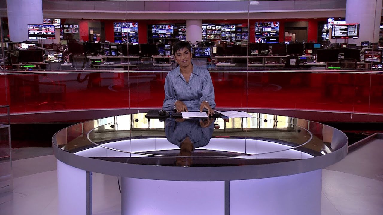 BBC Weekend News (19GMT Intro - 11/6/22) [1080p50] - YouTube