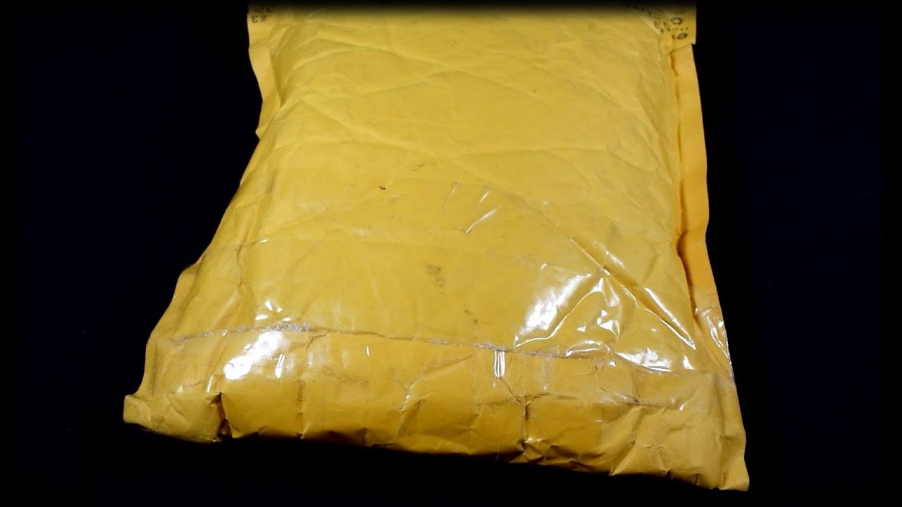 Beyblade Second Gen Lot3 unpackaging - YouTube