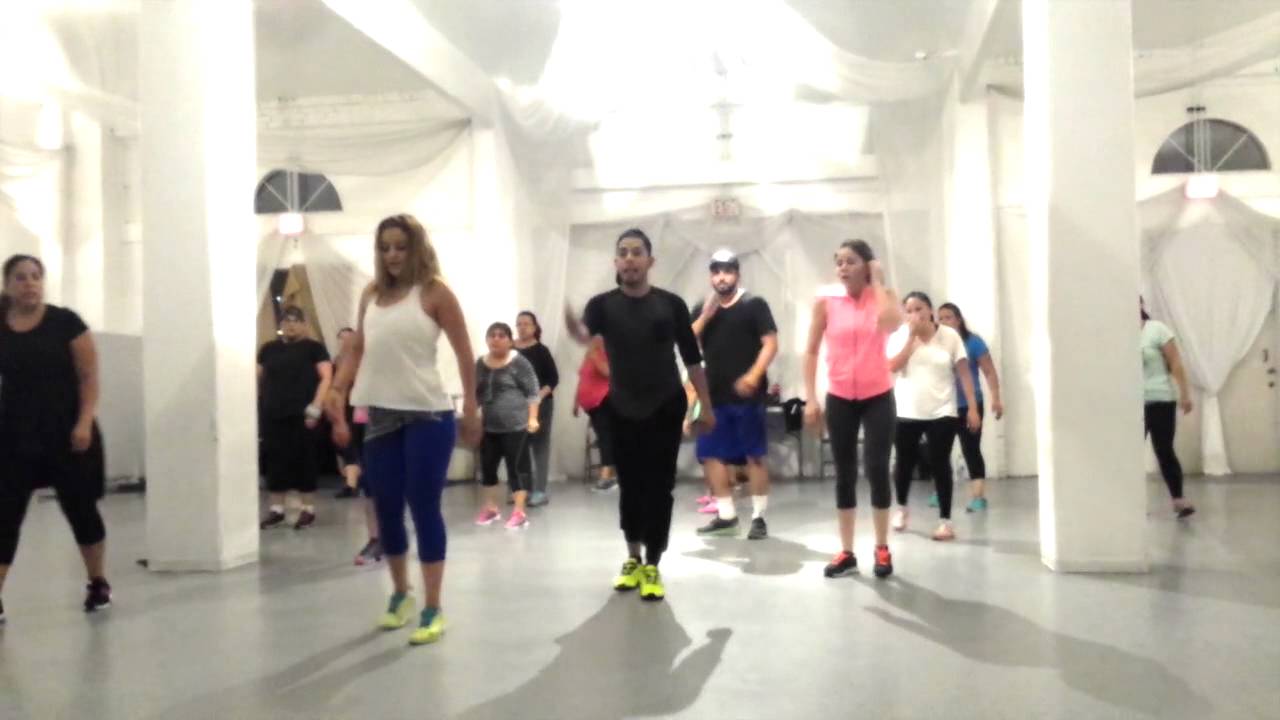 zumba eduardo dj man's chiki party - YouTube