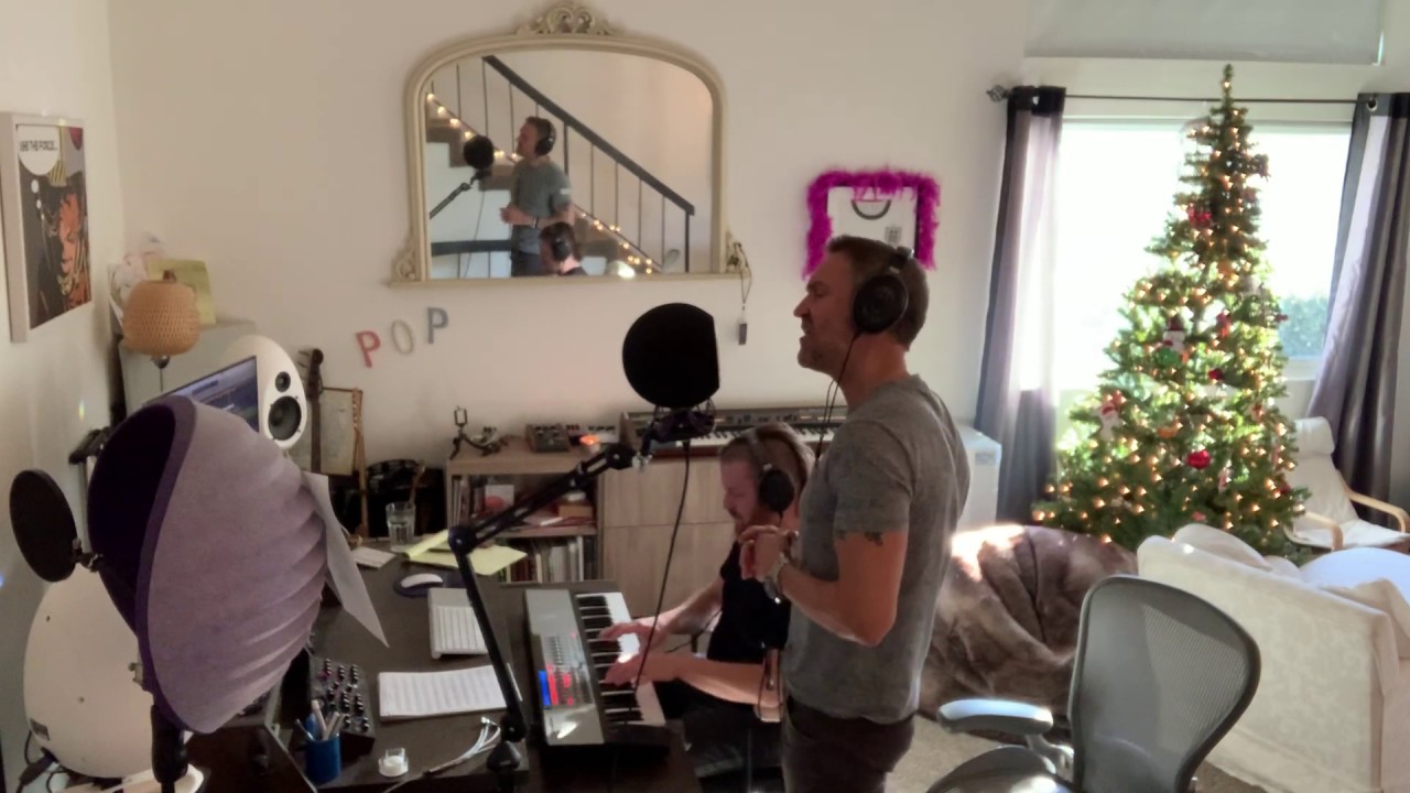 Max Calder - Naturally (Allen Stone Cover) - YouTube