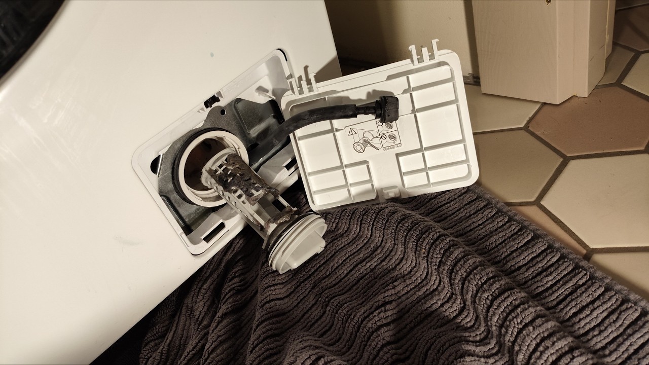 How to Clean Samsung Washing Machine Filter (Step by step) - YouTube