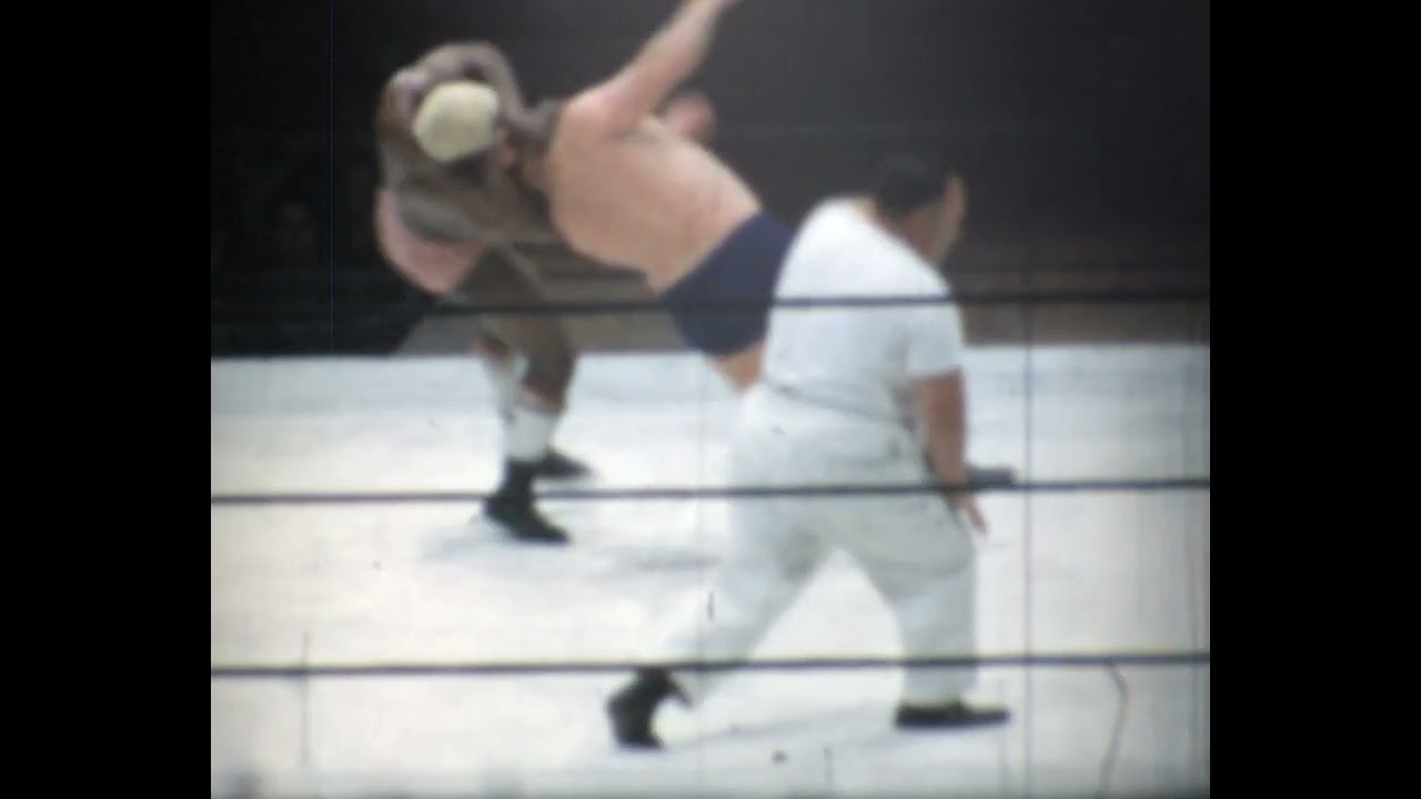 Classic Toronto Wrestling: Sweet Daddy Siki's Swinging Neckbreaker ...