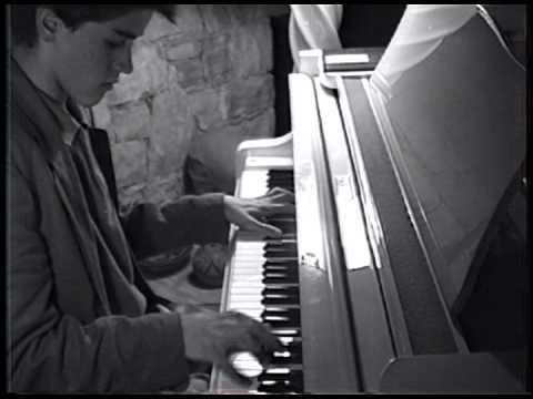 Johnny Plays Piano (1992) - YouTube