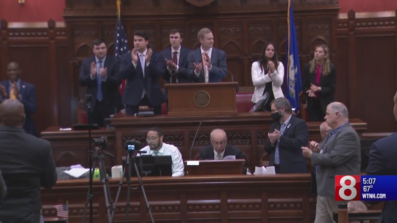 Connecticut lawmakers OK bills on last night of 2024 legislative session - YouTube