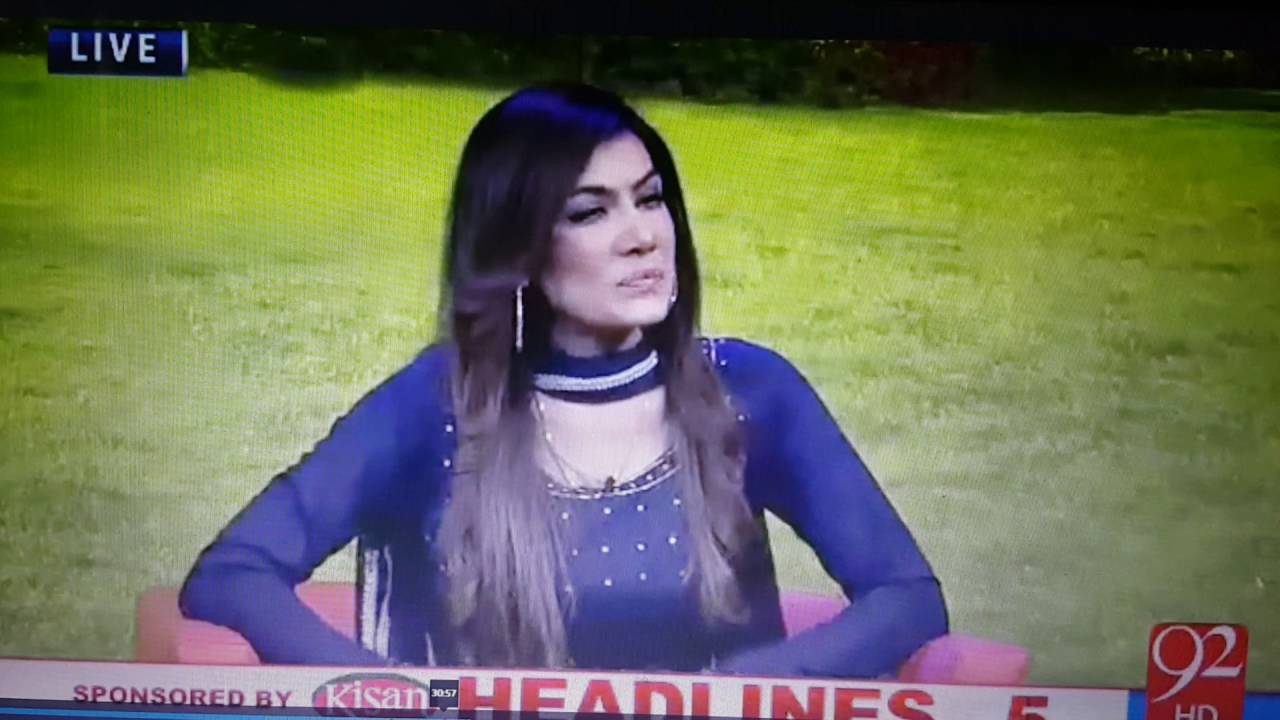 Aniqa ali 92 news morning show with nitasha ali - YouTube