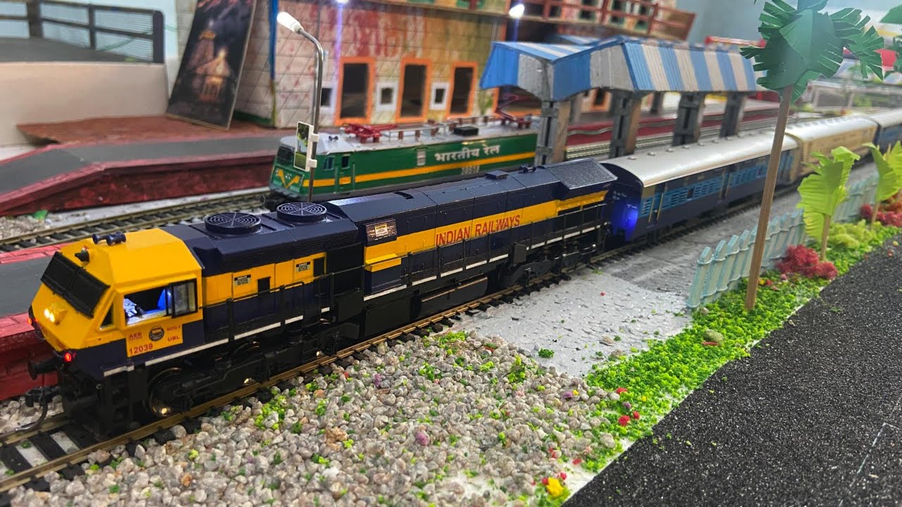 Indian Model Train WDP4D HO Scale | Model Train | HO Scale Train ...