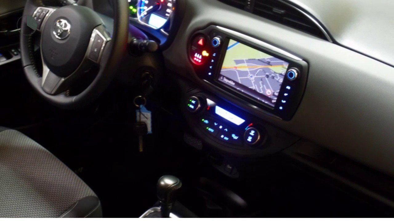Toyota Yaris 5-drs 1.5 Hybrid Business | Navigatie | L.m. velgen ...