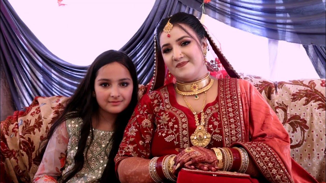 Doli Chahe Ameer Ke Ghar Se Uthechahe Gareeb Kechaukhat Har Ek Baap Ki Suni Hoti Hai Vidai