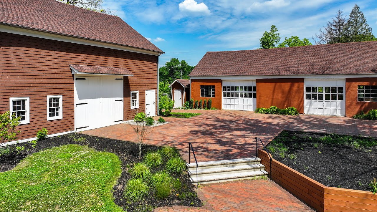 Cottrell Farm Park | FPA - YouTube