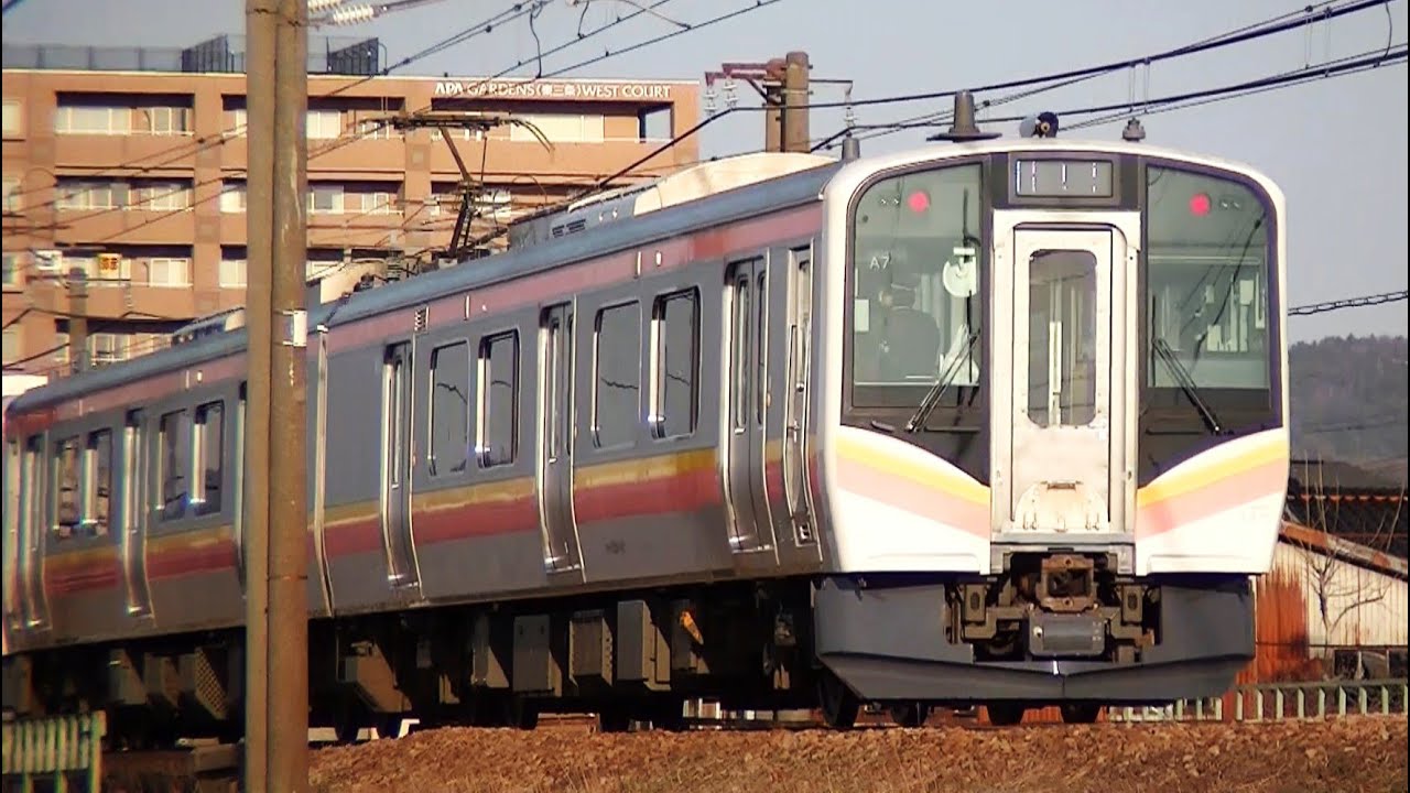 E129系新ﾆｲB1+A7編成 信越本線下り 453M - YouTube