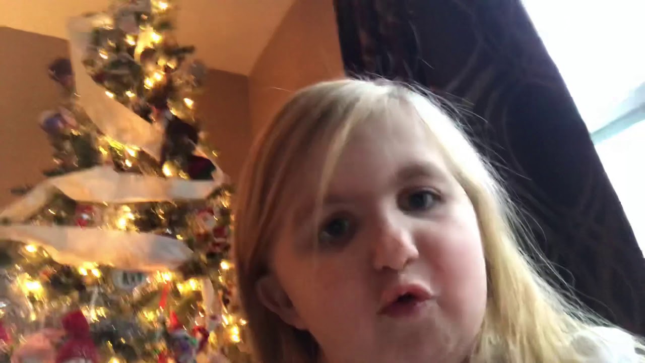 Audrey Nethery Holiday Vlog.....where did Elsa land??!!! - YouTube