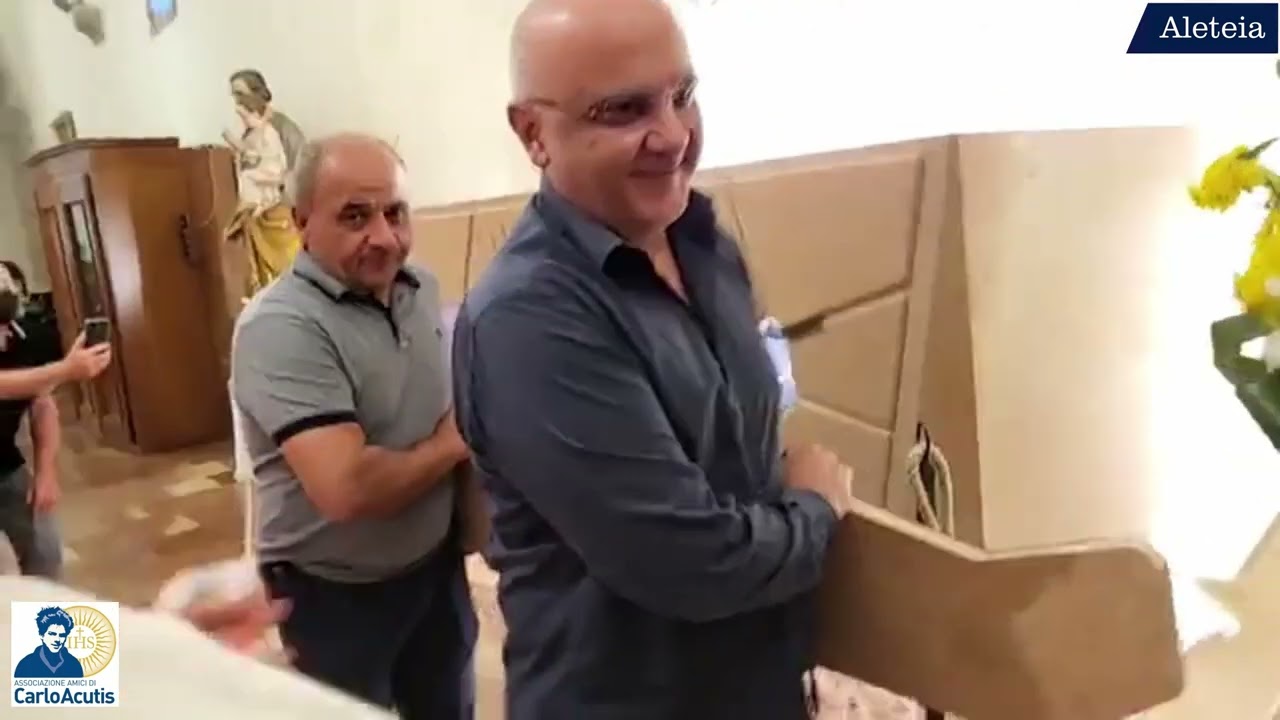 The Tomb of Blessed Carlo Acutis - YouTube