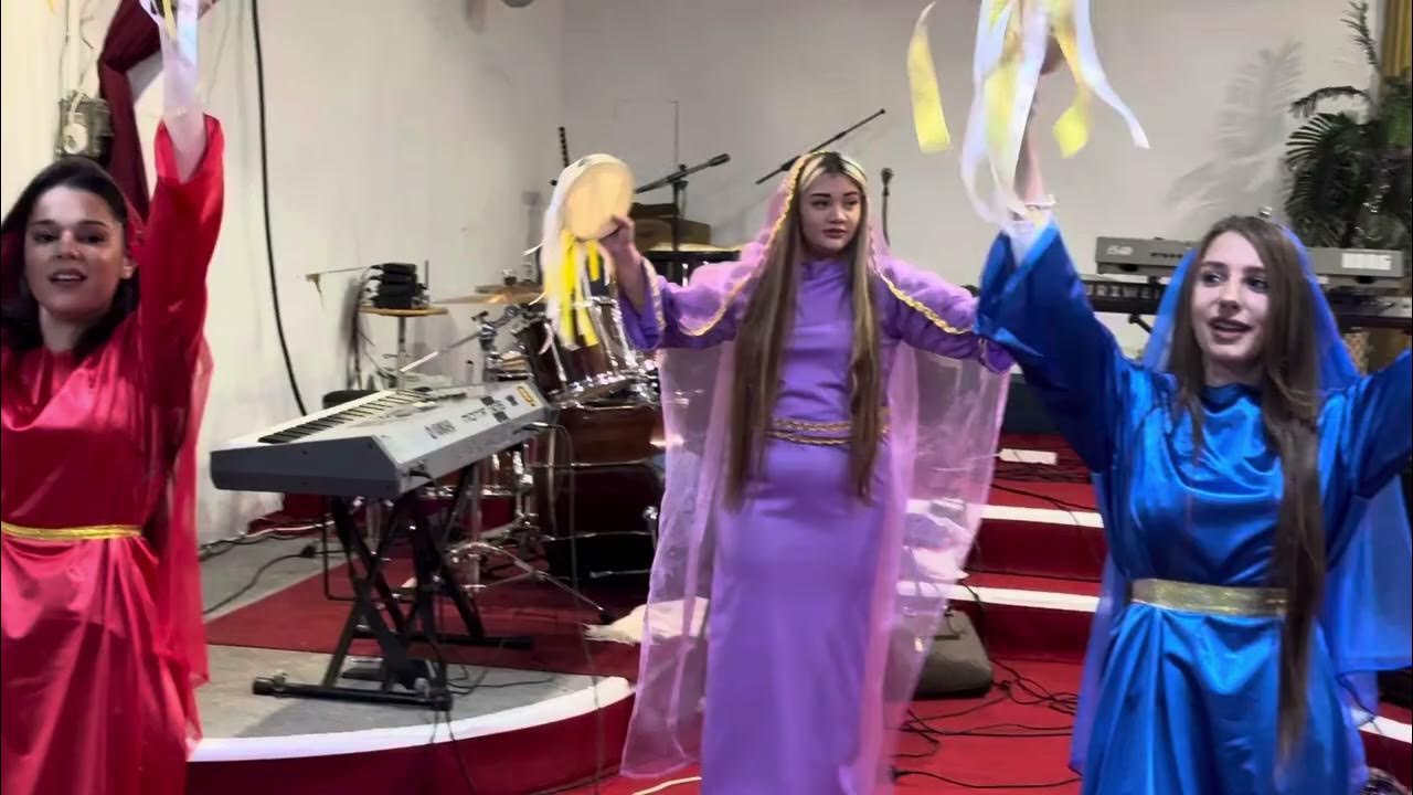 Danza Yeshua Hamashiaj - YouTube