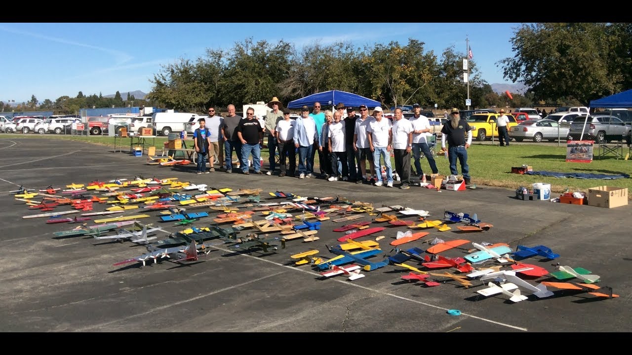 1/2A Control Line Mass Gathering - 126 Models ( Cox .049 & more ) - YouTube