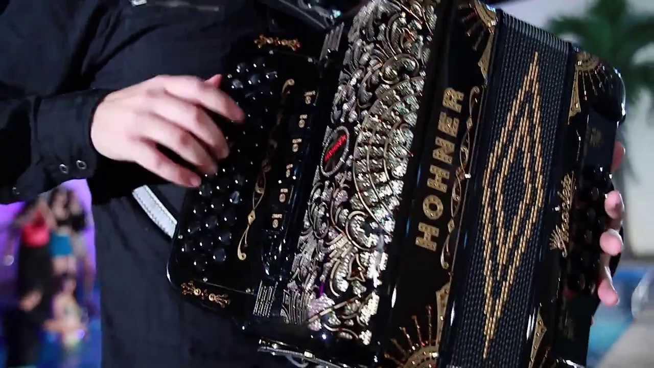 christian Rojas ft Erik Estrada - la alianza (2013) video oficial - YouTube