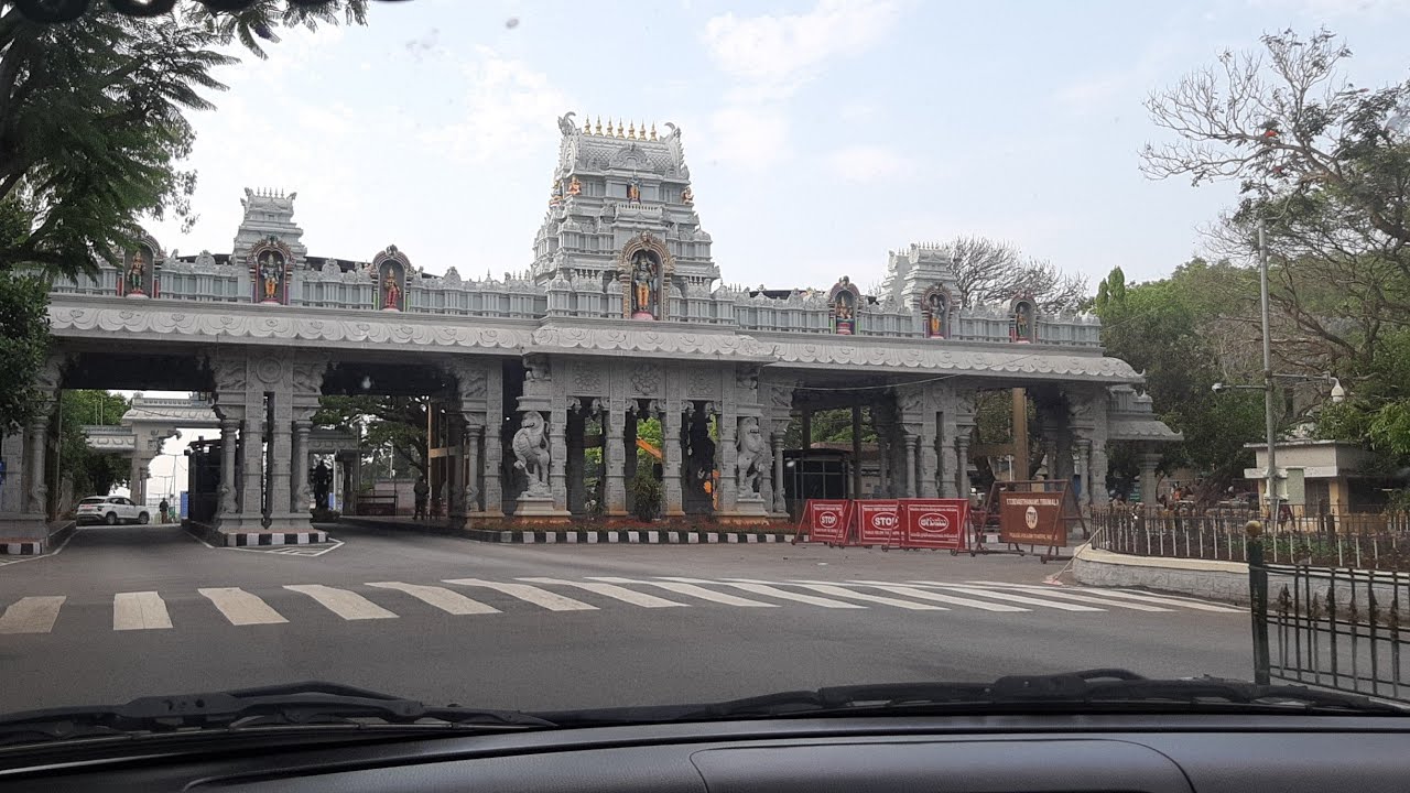 Tirupati To Tirumala Entry Gate - YouTube
