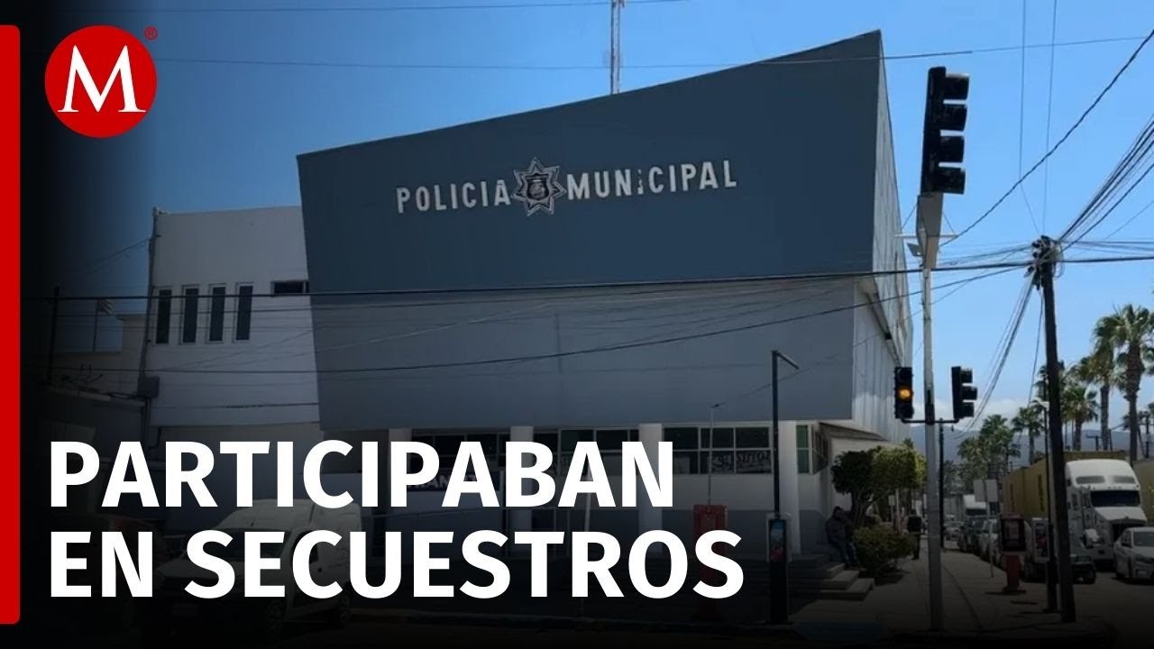 Detienen a dos policías municipales de Ensenada por desaparición forzada - YouTube