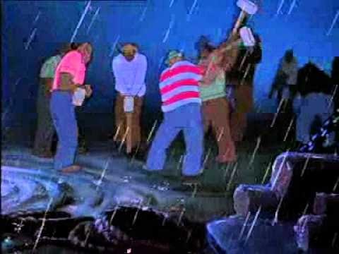 Disney's "Dumbo", Song of the Roustabouts - YouTube