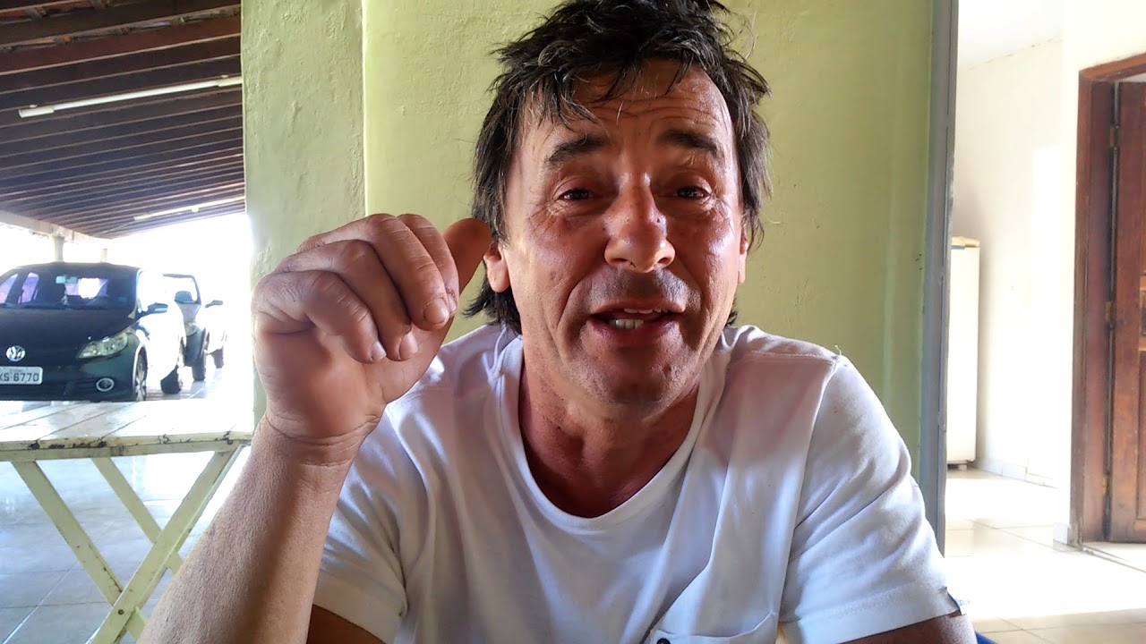 Hall Fadu - Manda Recado aos São Paulinos - YouTube