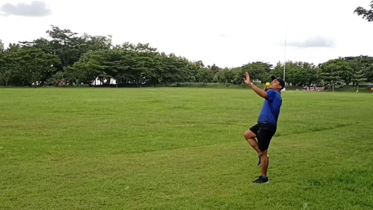 TEKNIK OVER HEAD THROW SOFTBAL - YouTube