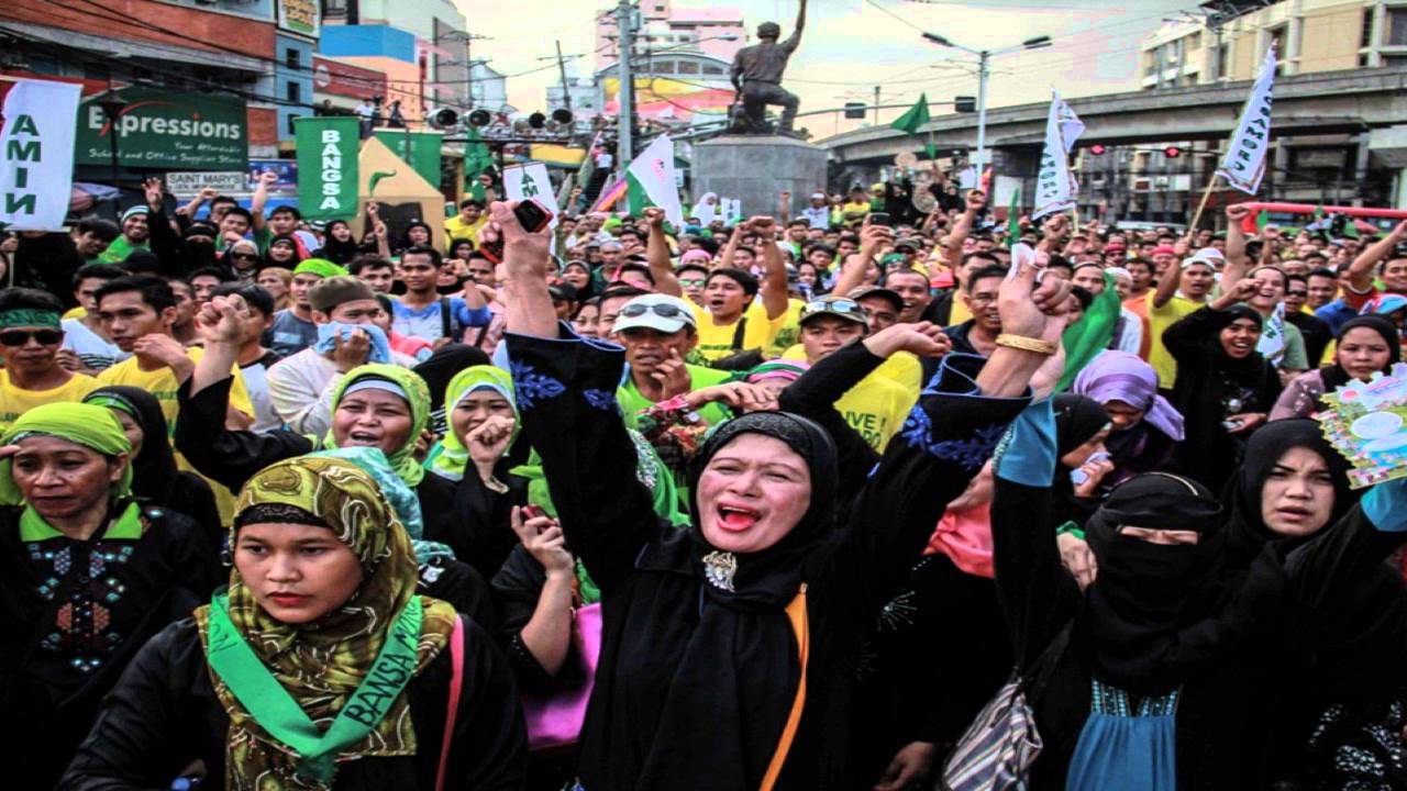 Ang Muklo | Jamil Adiong | TEDxUniversityofSanCarlos - YouTube