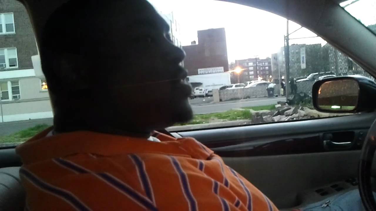 Angry Knicks fan - YouTube