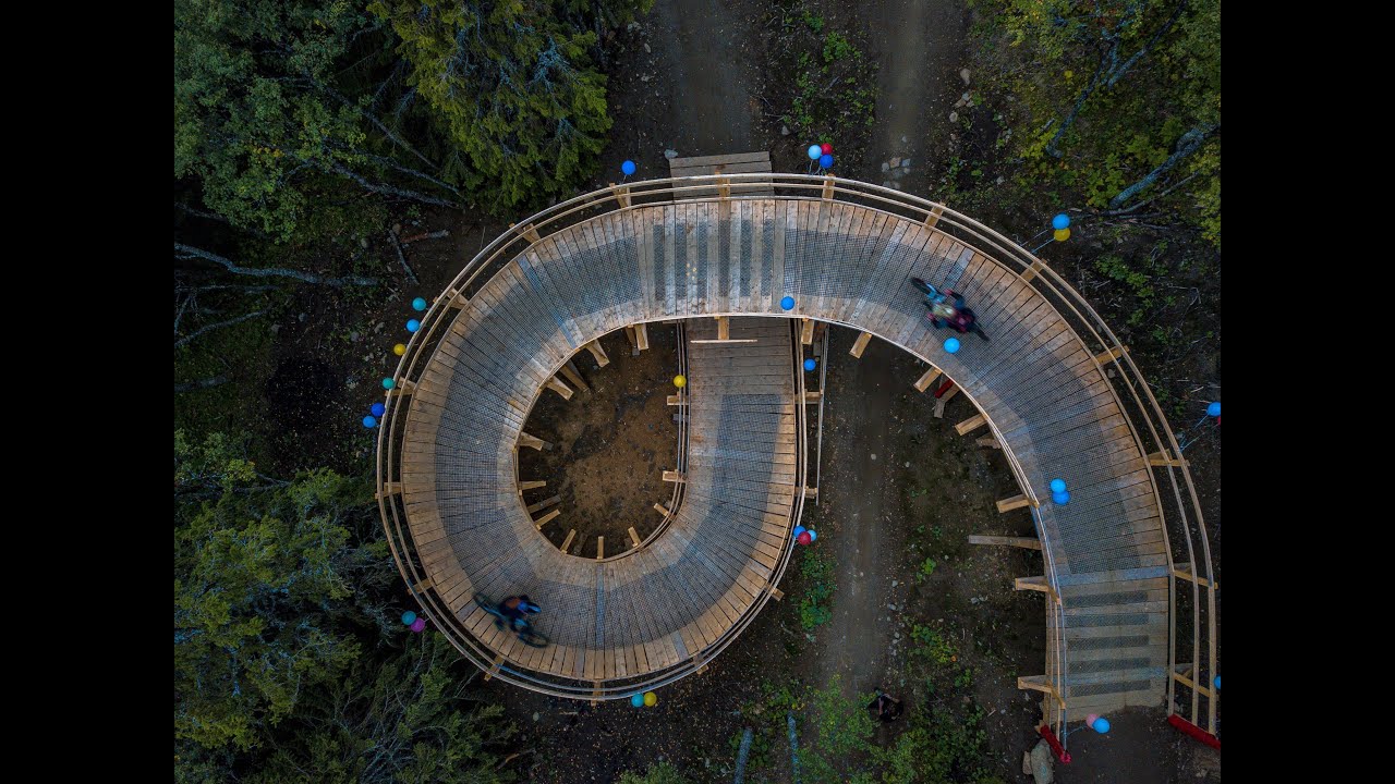 Building A Huge 360 Bridge In One Minute - YouTube