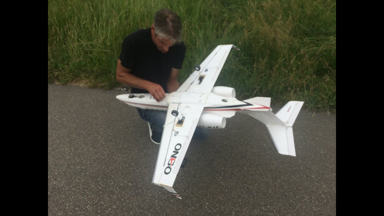 RC HeliJet Flowen he's fantastic Lear Jet 2*55mm EDF Turbine - YouTube