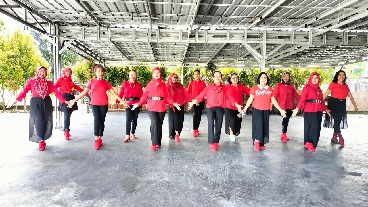 Suka Suka Line Dance choreo by Meta BMT (INA)Demo by IPR GROUP LD - YouTube