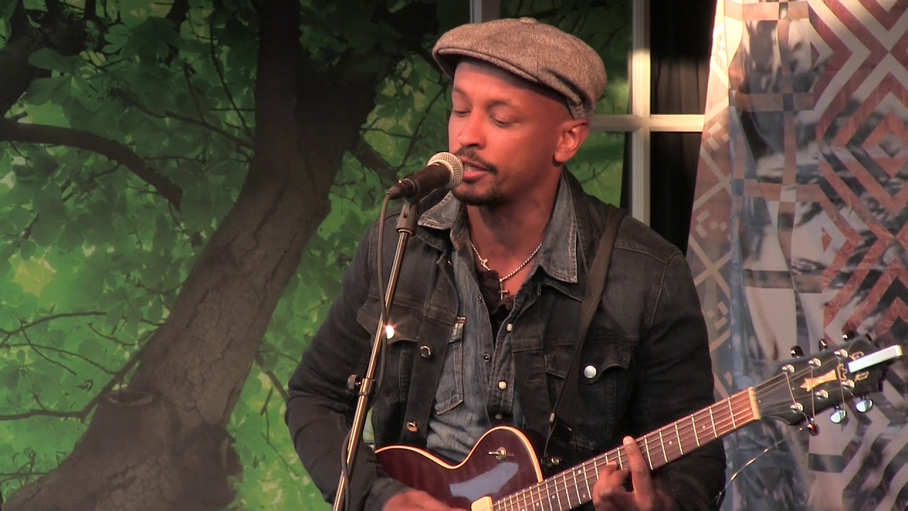 Daniel Lemma - Rebound - Stålboms i Falkenberg - YouTube