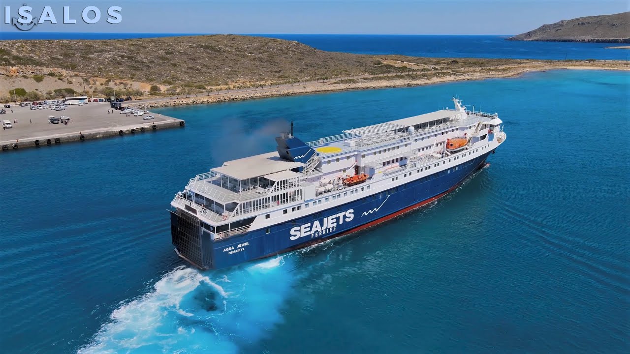Aqua Jewel – Ρεμέτζο στα Κύθηρα (Arrival at the port of Kythira ...