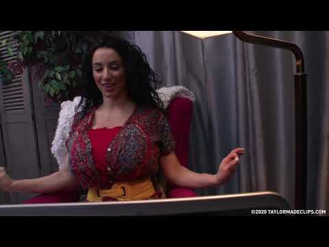 Hispanic women hourglass expansion 