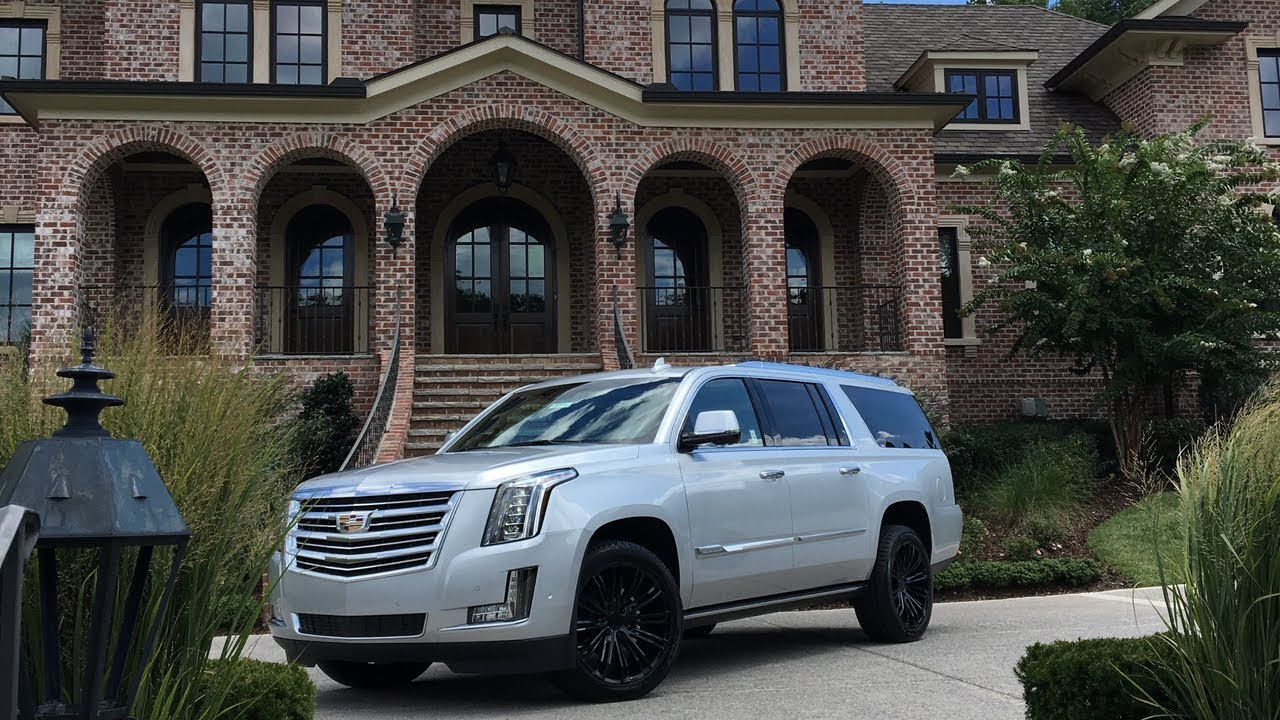 2 of the COOLEST features on the 2017 Cadillac Escalade ESV Platinum ...