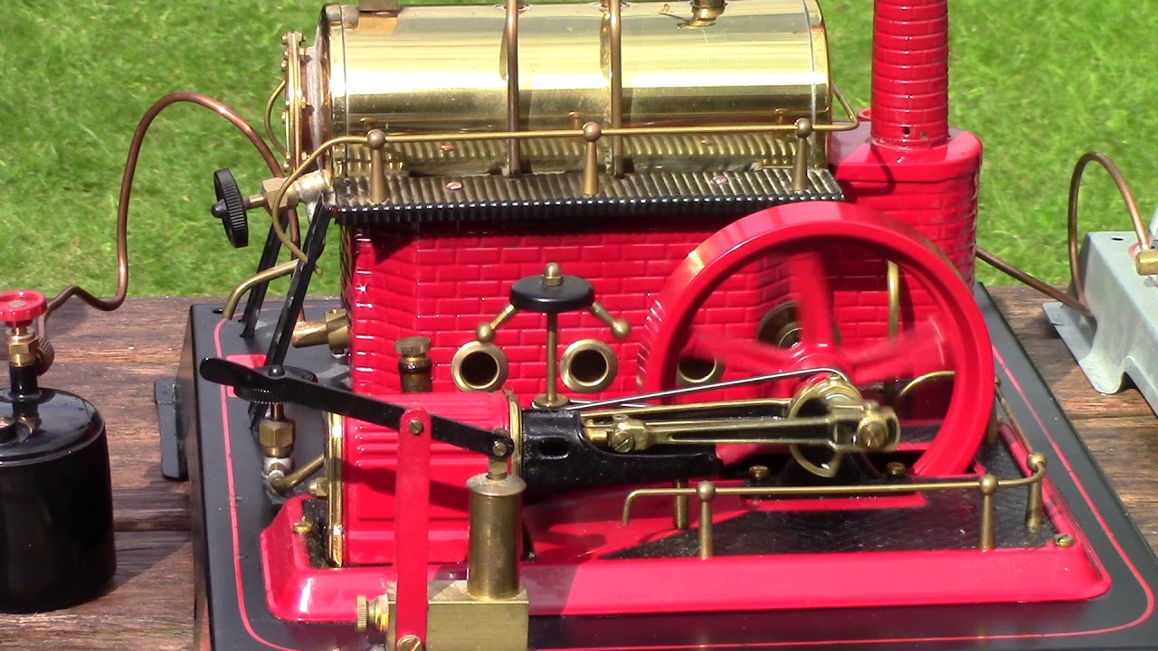 Three Wilesco Horizontal Engines - YouTube