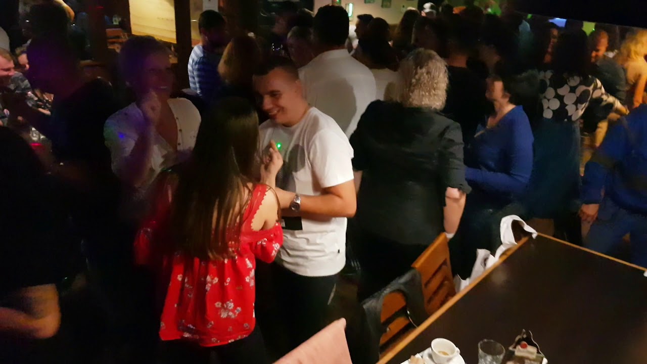 Kapela Experience live -Mamut Revuca - YouTube