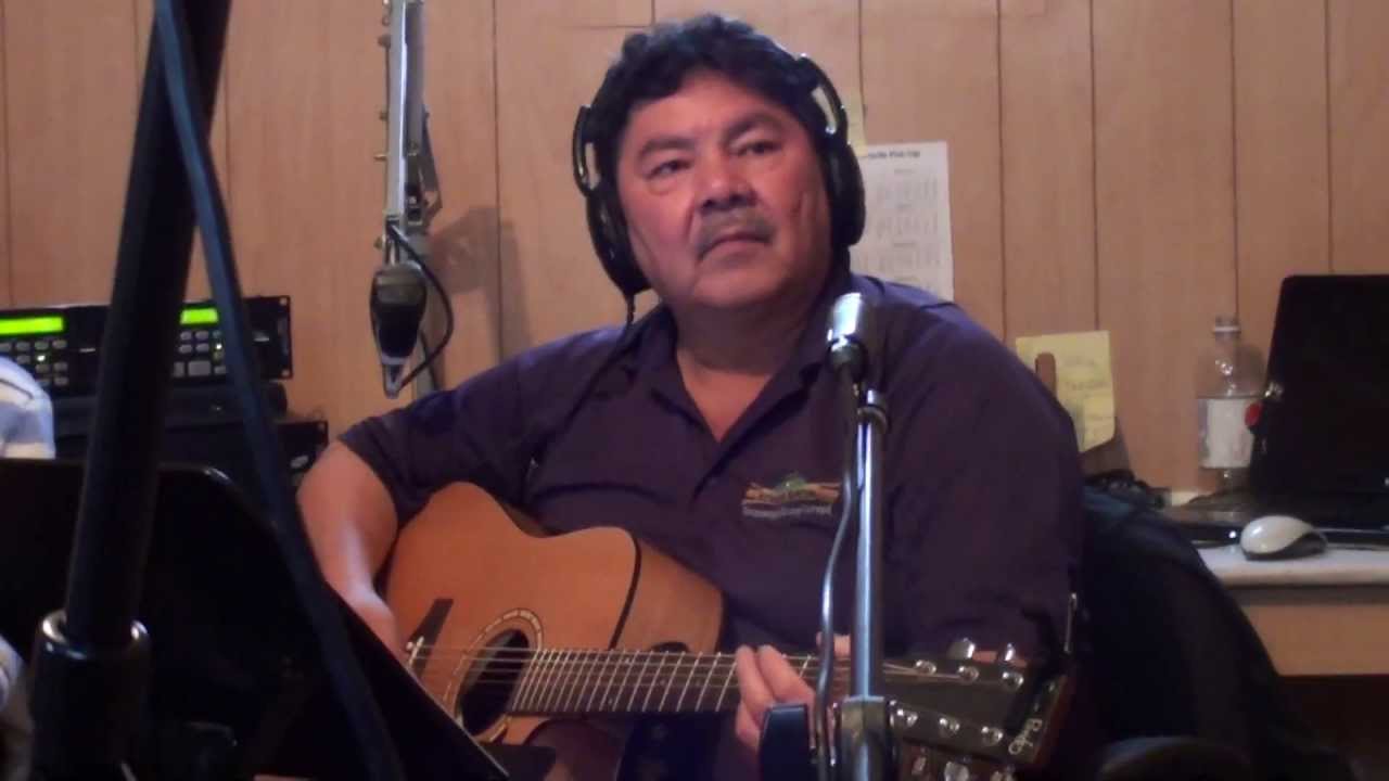 Roger Lee Martin ~ I Saw The Light - YouTube