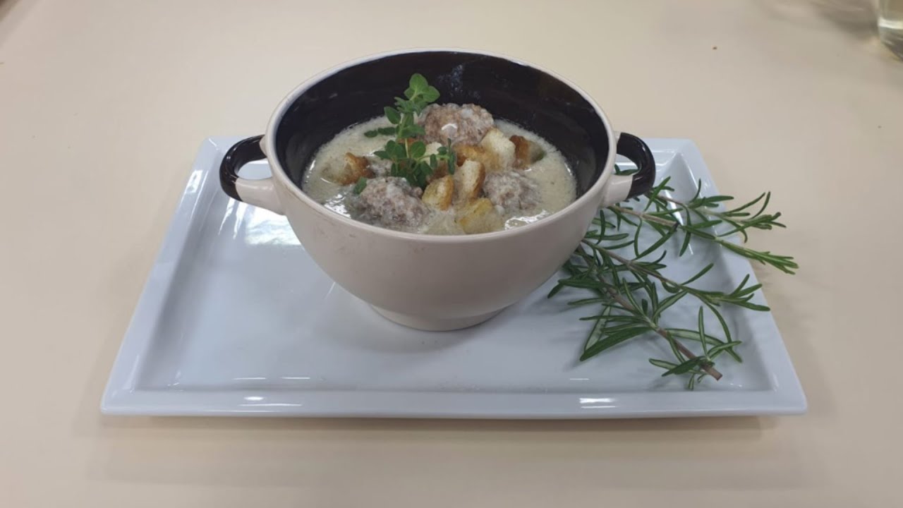 Supë pashaqofte me oriz në lëng nga zonja Albana - YouTube